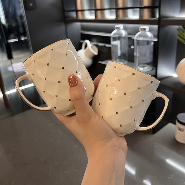 Fashionable Porcelain English Tea Set Modern Teapot Set - Teasetbox.com