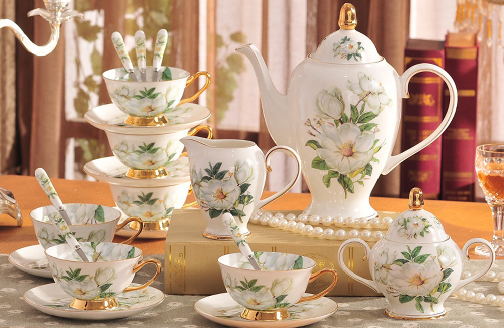 Camellias Vintage English Tea Set Bone China Teapot Set - Teasetbox.com