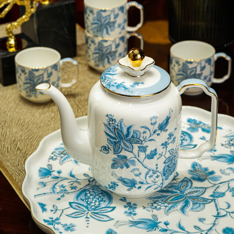 Garnet-Flower Tea Set with Porcelain Teapot and Tray - Teasetbox.com
